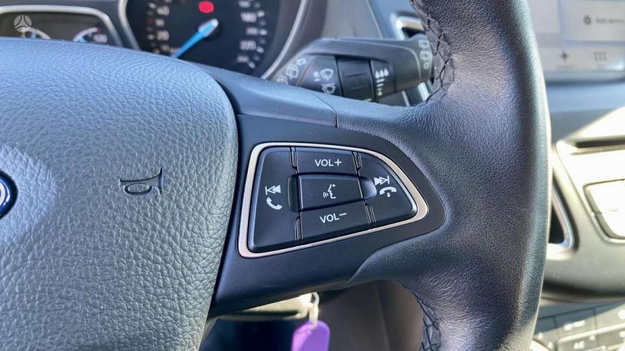 Zils Ford Focus 2016 Marijampole, ar dzinēja tilpumu 1.00 L un nobraukumu 85 tūkst. km par 5300 €, foto 18 vietnē AUTOMOTO.COM.LV