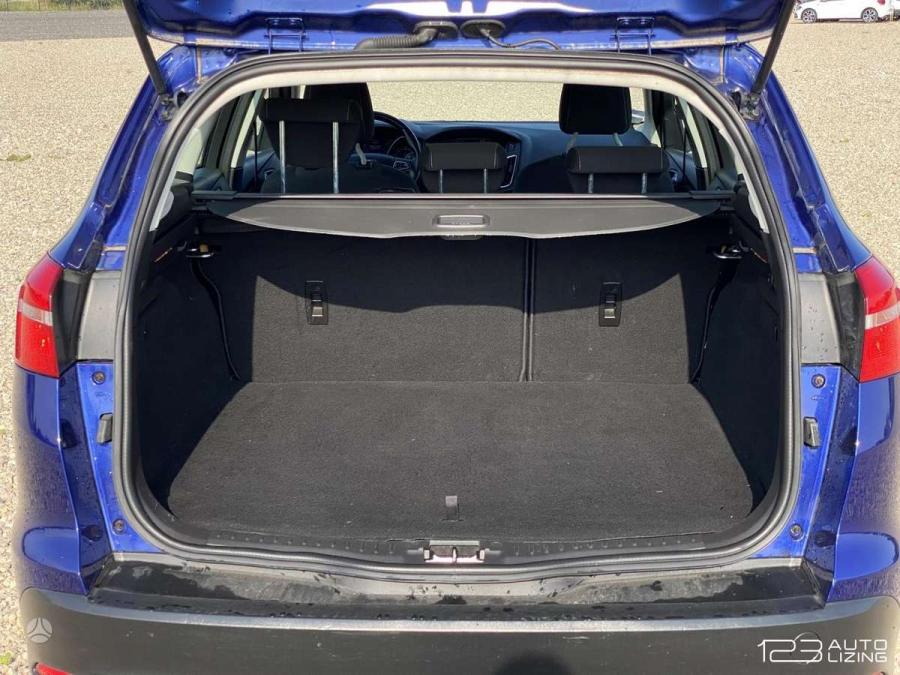 Zils Ford Focus 2016 Tauragė, ar dzinēja tilpumu 1.00 L un nobraukumu 84 tūkst. km par 4250 €, foto 14 vietnē AUTOMOTO.COM.LV