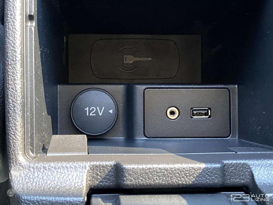 Zils Ford Focus 2016 Tauragė, ar dzinēja tilpumu 1.00 L un nobraukumu 84 tūkst. km par 4250 €, foto 21 vietnē AUTOMOTO.COM.LV