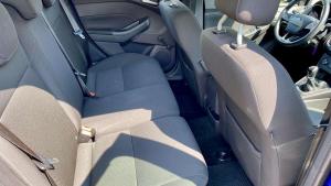 Zils Ford Focus 2016 Marijampole, ar dzinēja tilpumu 1.00 L un nobraukumu 85 tūkst. km par 4900 €, foto 11 vietnē AUTOMOTO.COM.LV