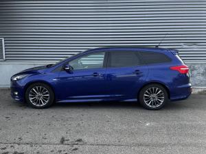 Blue Ford Focus 2017 in Riga, with an engine capacity of 1.00 L and mileage of 156 thousand km for 7900 €, photo 3 on AUTOMOTO.COM.LV