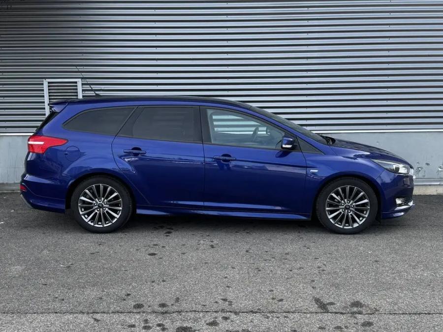 Blue Ford Focus 2017 in Riga, with an engine capacity of 1.00 L and mileage of 156 thousand km for 7900 €, photo 7 on AUTOMOTO.COM.LV