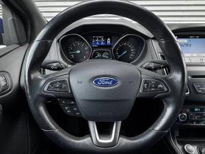 Blue Ford Focus 2017 in Riga, with an engine capacity of 1.00 L and mileage of 156 thousand km for 7900 €, photo 15 on AUTOMOTO.COM.LV