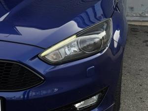 Blue Ford Focus 2017 in Riga, with an engine capacity of 1.00 L and mileage of 156 thousand km for 7900 €, photo 29 on AUTOMOTO.COM.LV