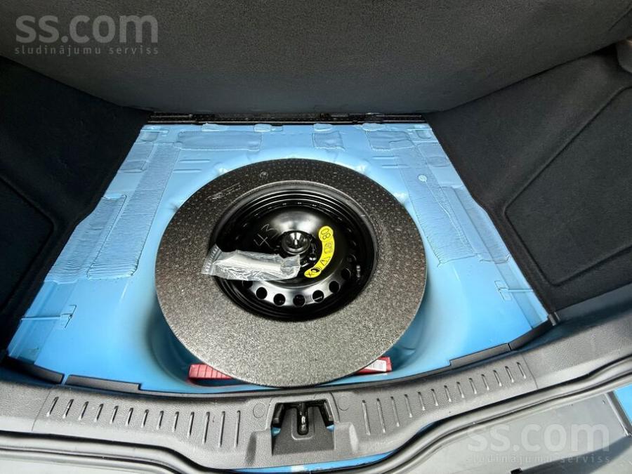 Zils Ford Focus 2018 Rīga, ar dzinēja tilpumu 2.00 L un nobraukumu 0 tūkst. km par 7550 €, foto 17 vietnē AUTOMOTO.COM.LV