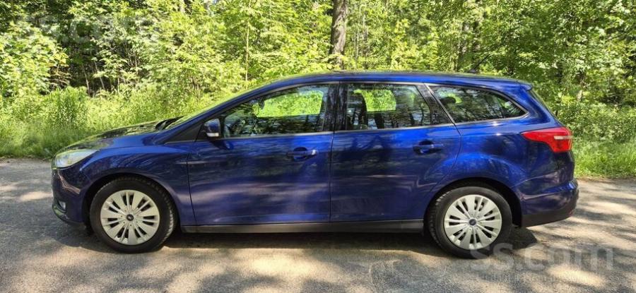 Blue Ford Focus 2018 in Riga, with an engine capacity of 1.50 L and mileage of 125 thousand km for 8200 €, photo 1 on AUTOMOTO.COM.LV