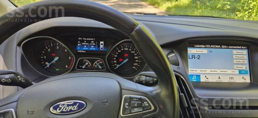 Blue Ford Focus 2018 in Riga, with an engine capacity of 1.50 L and mileage of 125 thousand km for 8200 €, photo 7 on AUTOMOTO.COM.LV