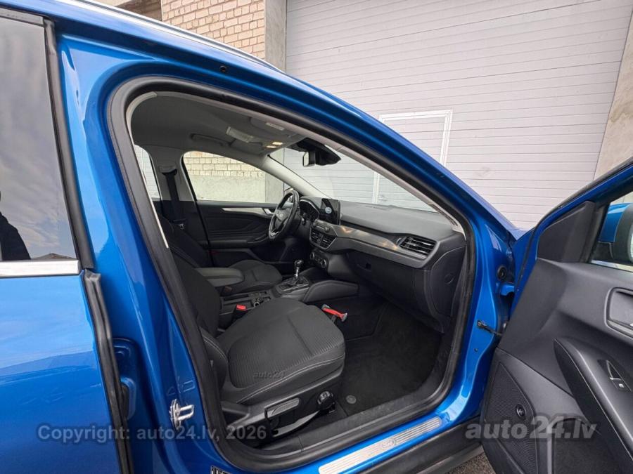 Blue Ford Focus 2019 in Paide, with an engine capacity of 1.50 L and mileage of 278 thousand km for 8900 €, photo 11 on AUTOMOTO.COM.LV