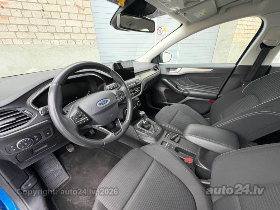 Blue Ford Focus 2019 in Paide, with an engine capacity of 1.50 L and mileage of 278 thousand km for 8900 €, photo 17 on AUTOMOTO.COM.LV