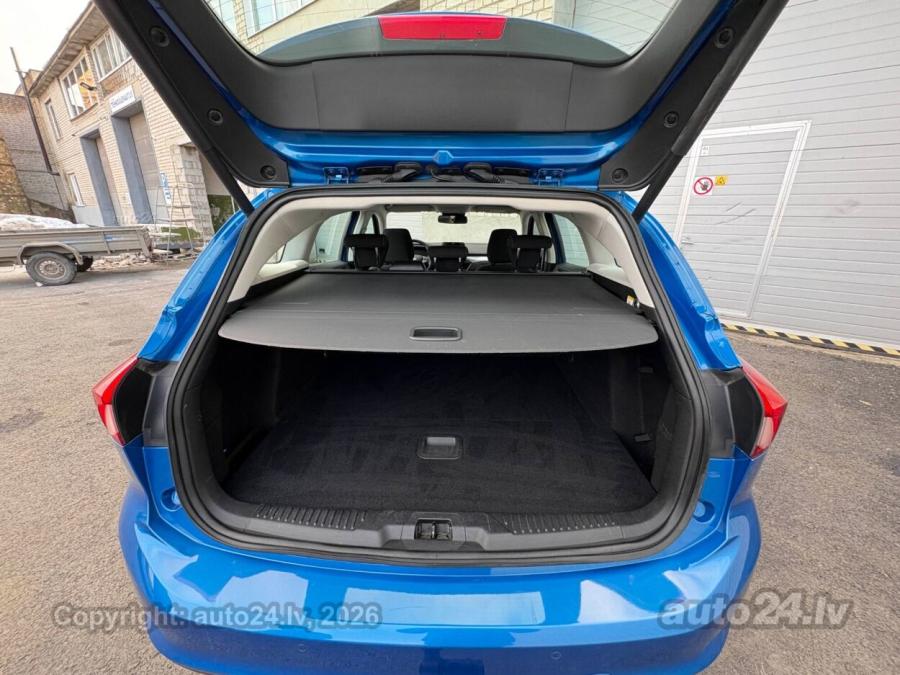 Blue Ford Focus 2019 in Paide, with an engine capacity of 1.50 L and mileage of 278 thousand km for 8900 €, photo 20 on AUTOMOTO.COM.LV