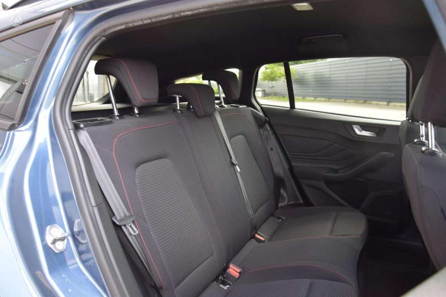Zils Ford Focus 2019 Viļņa, ar dzinēja tilpumu 1.00 L un nobraukumu 256 tūkst. km par 6999 €, foto 20 vietnē AUTOMOTO.COM.LV