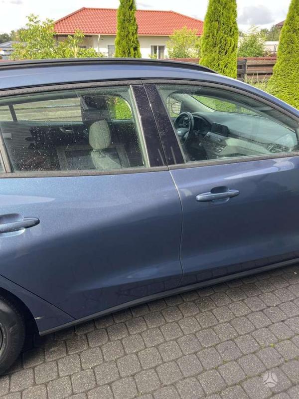 Zils Ford Focus 2019 Viļņa, ar dzinēja tilpumu 1.50 L un nobraukumu 209 tūkst. km par 6700 €, foto 10 vietnē AUTOMOTO.COM.LV