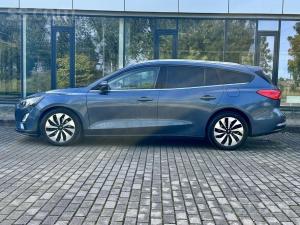 Blue Ford Focus 2019 in Tukums, with an engine capacity of 2.00 L and mileage of 218 thousand km for 8790 €, photo 5 on AUTOMOTO.COM.LV