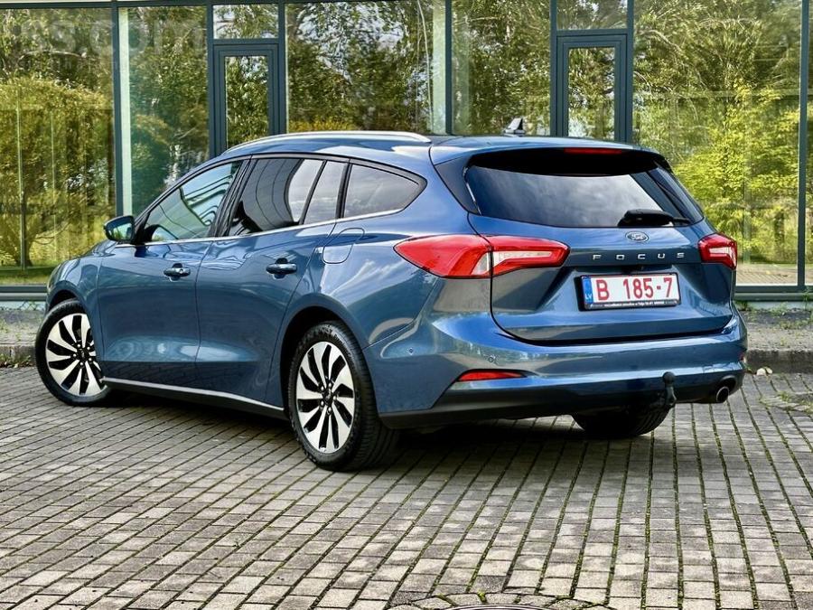 Blue Ford Focus 2019 in Tukums, with an engine capacity of 2.00 L and mileage of 218 thousand km for 8790 €, photo 6 on AUTOMOTO.COM.LV