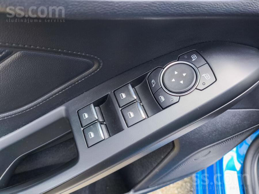 Zils Ford Focus 2019 Rīga, ar dzinēja tilpumu 1.50 L un nobraukumu 217 tūkst. km par 8990 €, foto 19 vietnē AUTOMOTO.COM.LV