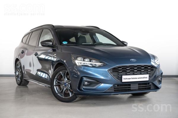 Blue Ford Focus 2019 in Riga, with an engine capacity of 1.50 L and mileage of 122 thousand km for 12990 €, photo 3 on AUTOMOTO.COM.LV