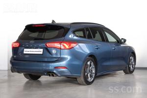 Blue Ford Focus 2019 in Riga, with an engine capacity of 1.50 L and mileage of 122 thousand km for 12990 €, photo 5 on AUTOMOTO.COM.LV
