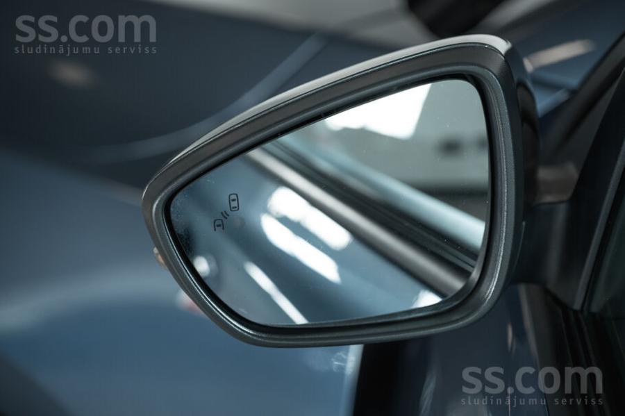 Blue Ford Focus 2019 in Riga, with an engine capacity of 1.50 L and mileage of 122 thousand km for 12990 €, photo 19 on AUTOMOTO.COM.LV