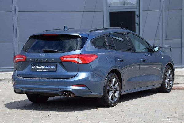 Ford Focus 2019 Viļņa vietnē Zils Ford Focus 2019 Viļņa, ar dzinēja tilpumu 1.00 L un nobraukumu 256 tūkst. km par 6950 €, foto 11 vietnē AUTOMOTO.COM.LV