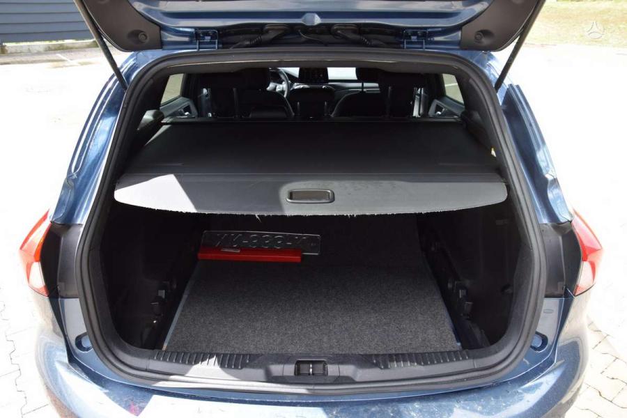 Blue Ford Focus 2019 in Vilnius, with an engine capacity of 1.00 L and mileage of 256 thousand km for 6950 €, photo 23 on AUTOMOTO.COM.LV