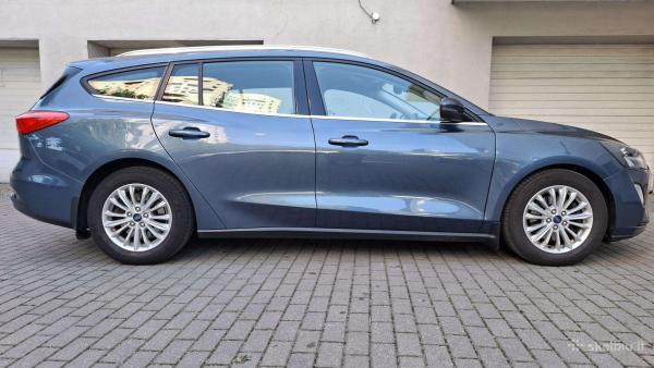 Zils Ford Focus 2019 Viļņa, ar dzinēja tilpumu 1.50 L un nobraukumu 185 tūkst. km par 9900 €, foto 3 vietnē AUTOMOTO.COM.LV