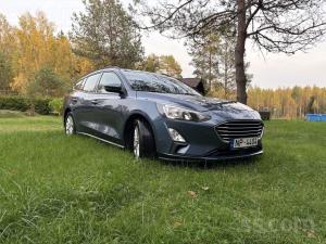 Zils Ford Focus 2019 Rīga, ar dzinēja tilpumu 1.00 L un nobraukumu 170 tūkst. km par 8490 €, foto 1 vietnē AUTOMOTO.COM.LV