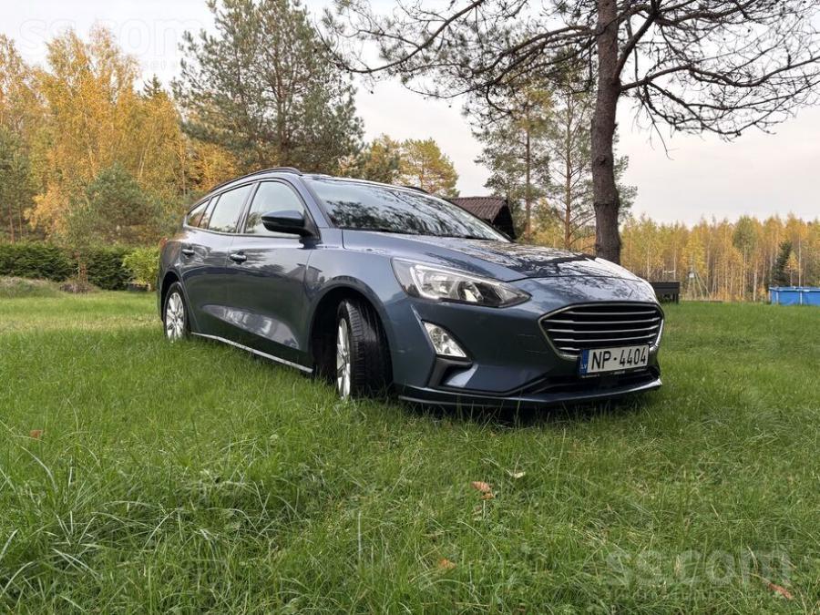 Zils Ford Focus 2019 Rīga, ar dzinēja tilpumu 1.00 L un nobraukumu 170 tūkst. km par 8490 €, foto 1 vietnē AUTOMOTO.COM.LV