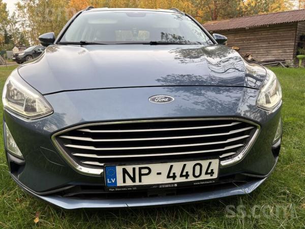 Ford Focus 2019 Rīga vietnē Zils Ford Focus 2019 Rīga, ar dzinēja tilpumu 1.00 L un nobraukumu 170 tūkst. km par 8490 €, foto 6 vietnē AUTOMOTO.COM.LV
