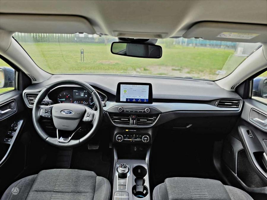 Blue Ford Focus 2020 in Taurage, with an engine capacity of 1.50 L and mileage of 205 thousand km for 7700 €, photo 19 on AUTOMOTO.COM.LV