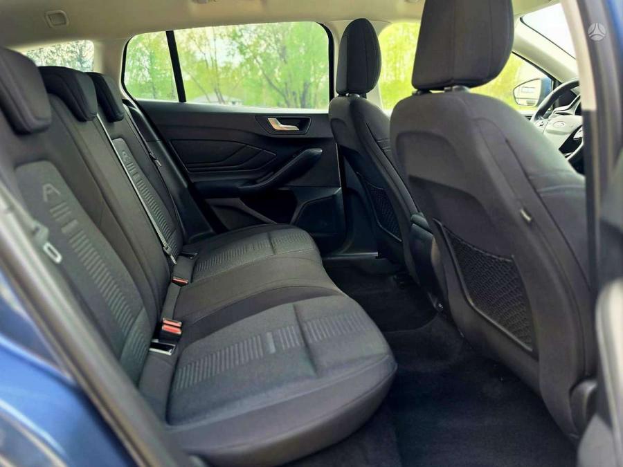 Blue Ford Focus 2020 in Taurage, with an engine capacity of 1.50 L and mileage of 205 thousand km for 7700 €, photo 35 on AUTOMOTO.COM.LV