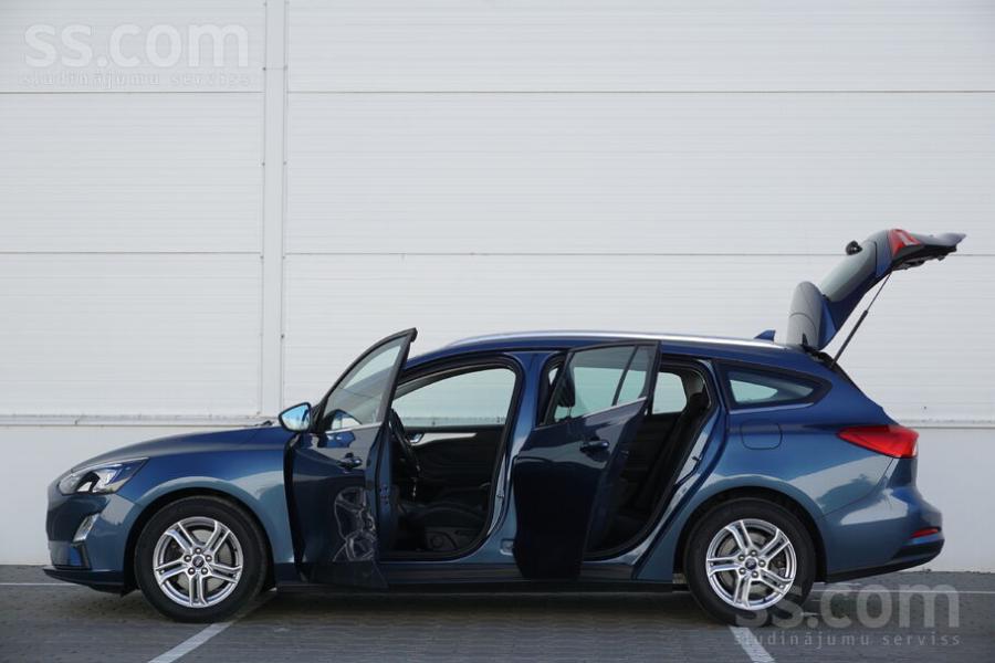 Blue Ford Focus 2020 in Riga, with an engine capacity of 1.50 L and mileage of 140 thousand km for 8900 €, photo 8 on AUTOMOTO.COM.LV