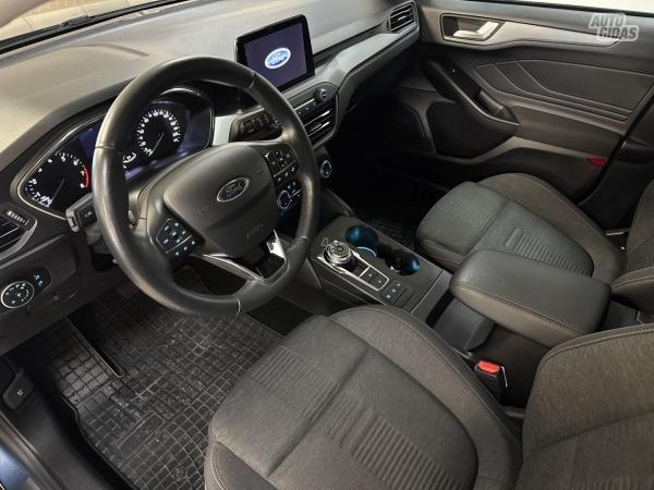 Zils Ford Focus 2020 Viļņa, ar dzinēja tilpumu 1.00 L un nobraukumu 91 tūkst. km par 13000 €, foto 8 vietnē AUTOMOTO.COM.LV