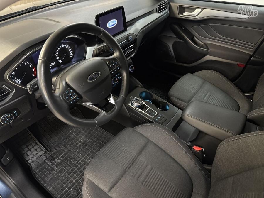 Zils Ford Focus 2020 Viļņa, ar dzinēja tilpumu 1.00 L un nobraukumu 91 tūkst. km par 13000 €, foto 9 vietnē AUTOMOTO.COM.LV