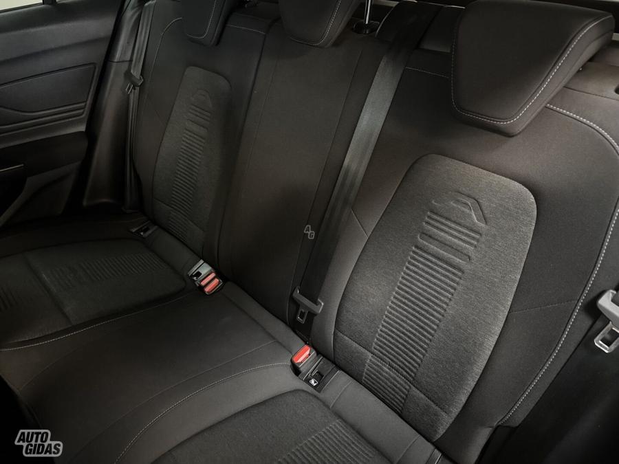 Zils Ford Focus 2020 Viļņa, ar dzinēja tilpumu 1.00 L un nobraukumu 91 tūkst. km par 13000 €, foto 16 vietnē AUTOMOTO.COM.LV
