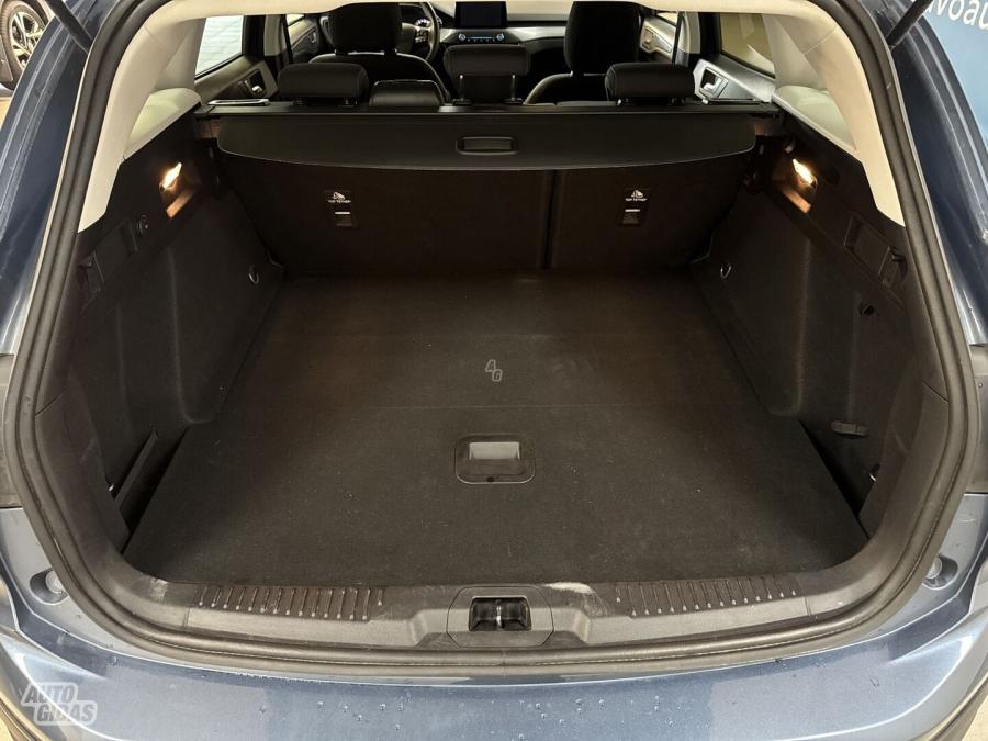 Zils Ford Focus 2020 Viļņa, ar dzinēja tilpumu 1.00 L un nobraukumu 91 tūkst. km par 13000 €, foto 24 vietnē AUTOMOTO.COM.LV