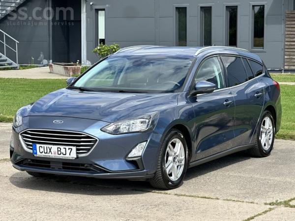 Zils Ford Focus 2020 Rīga, ar dzinēja tilpumu 1.00 L un nobraukumu 139 tūkst. km par 8399 €, foto 4 vietnē AUTOMOTO.COM.LV