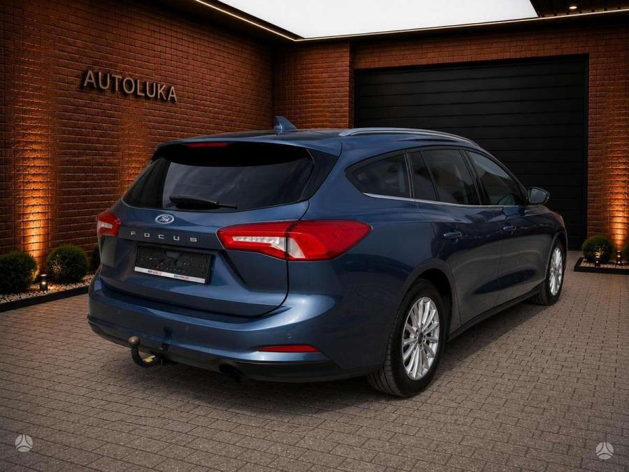 Blue Ford Focus 2020 in Marijampole, with an engine capacity of 1.50 L and mileage of 133 thousand km for 10406 €, photo 5 on AUTOMOTO.COM.LV