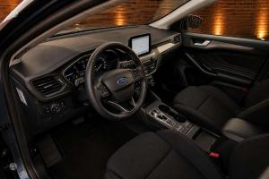 Blue Ford Focus 2020 in Marijampole, with an engine capacity of 1.50 L and mileage of 133 thousand km for 10406 €, photo 10 on AUTOMOTO.COM.LV