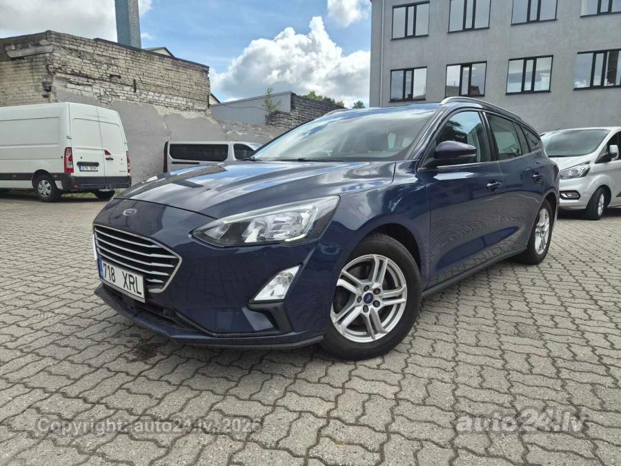 Blue Ford Focus 2021 in Tallinn, with an engine capacity of 1.50 L and mileage of 234 thousand km for 5390 €, photo 4 on AUTOMOTO.COM.LV