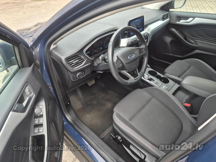 Blue Ford Focus 2021 in Tallinn, with an engine capacity of 1.50 L and mileage of 234 thousand km for 5390 €, photo 8 on AUTOMOTO.COM.LV