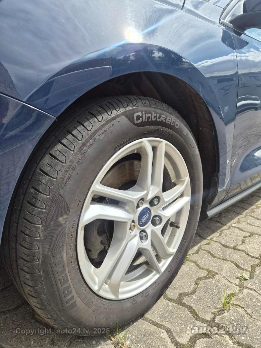 Blue Ford Focus 2021 in Tallinn, with an engine capacity of 1.50 L and mileage of 234 thousand km for 5390 €, photo 11 on AUTOMOTO.COM.LV