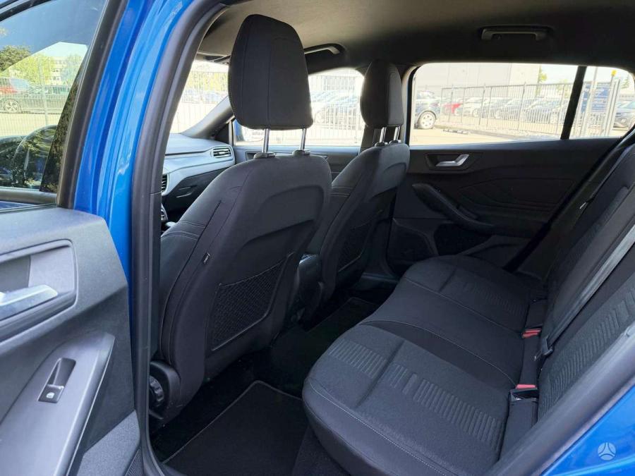Zils Ford Focus 2021 Kauņa, ar dzinēja tilpumu 1.00 L un nobraukumu 192 tūkst. km par 9200 €, foto 15 vietnē AUTOMOTO.COM.LV