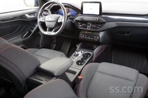 Blue Ford Focus 2021 in Riga, with an engine capacity of 2.00 L and mileage of 191 thousand km for 10700 €, photo 18 on AUTOMOTO.COM.LV