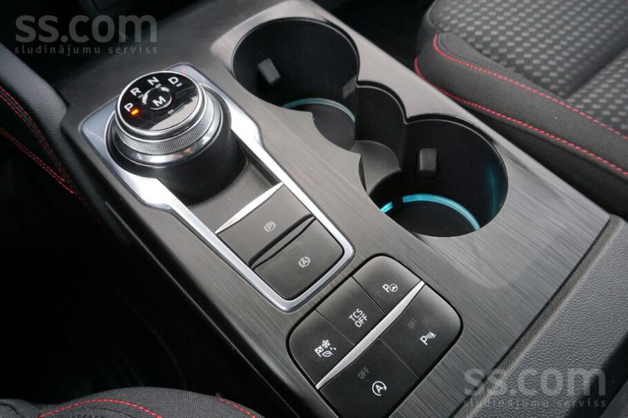 Blue Ford Focus 2021 in Riga, with an engine capacity of 2.00 L and mileage of 191 thousand km for 10700 €, photo 28 on AUTOMOTO.COM.LV