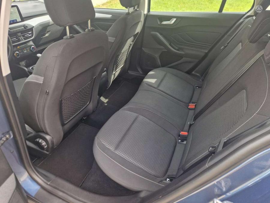 Zils Ford Focus 2021 Tauragė, ar dzinēja tilpumu 1.50 L un nobraukumu 243 tūkst. km par 7450 €, foto 9 vietnē AUTOMOTO.COM.LV