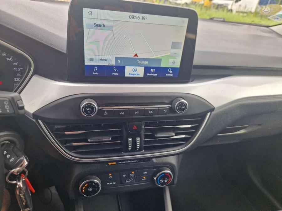 Zils Ford Focus 2021 Tauragė, ar dzinēja tilpumu 1.50 L un nobraukumu 243 tūkst. km par 7450 €, foto 14 vietnē AUTOMOTO.COM.LV