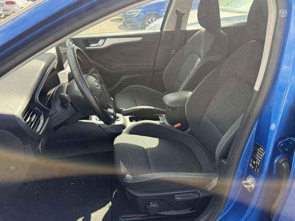 Zils Ford Focus 2021 Viļņa, ar dzinēja tilpumu 1.50 L un nobraukumu 250 tūkst. km par 6655 €, foto 8 vietnē AUTOMOTO.COM.LV