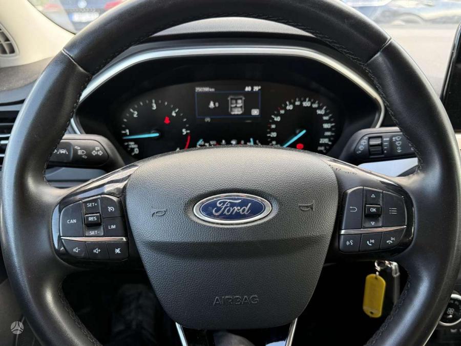 Zils Ford Focus 2021 Viļņa, ar dzinēja tilpumu 1.50 L un nobraukumu 250 tūkst. km par 6655 €, foto 11 vietnē AUTOMOTO.COM.LV