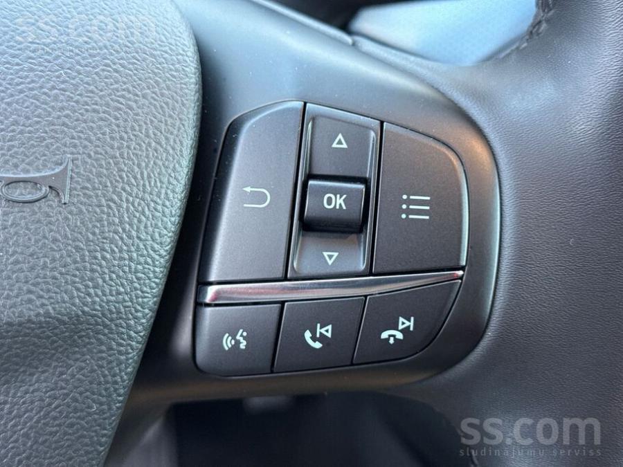 Blue Ford Focus 2022 in Riga, with an engine capacity of 1.00 L and mileage of 59 thousand km for 16990 €, photo 17 on AUTOMOTO.COM.LV