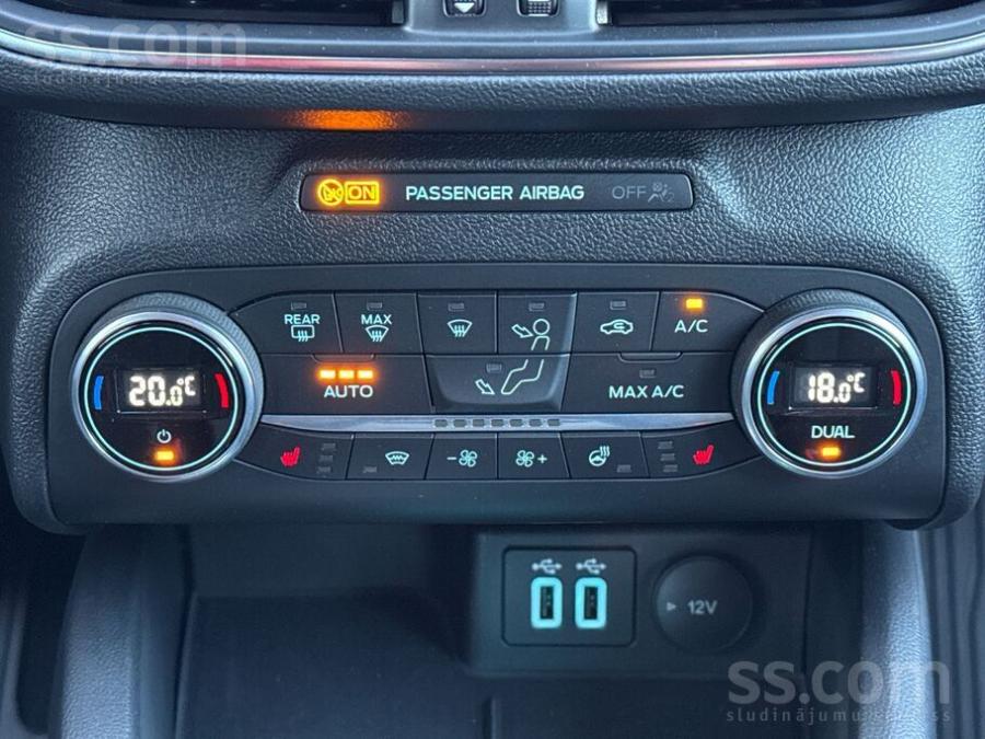 Zils Ford Focus 2022 Rīga, ar dzinēja tilpumu 1.00 L un nobraukumu 59 tūkst. km par 16990 €, foto 16 vietnē AUTOMOTO.COM.LV